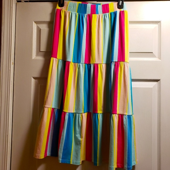 Lands' End | Skirts | Ladies Colorful Skirt | Poshmark